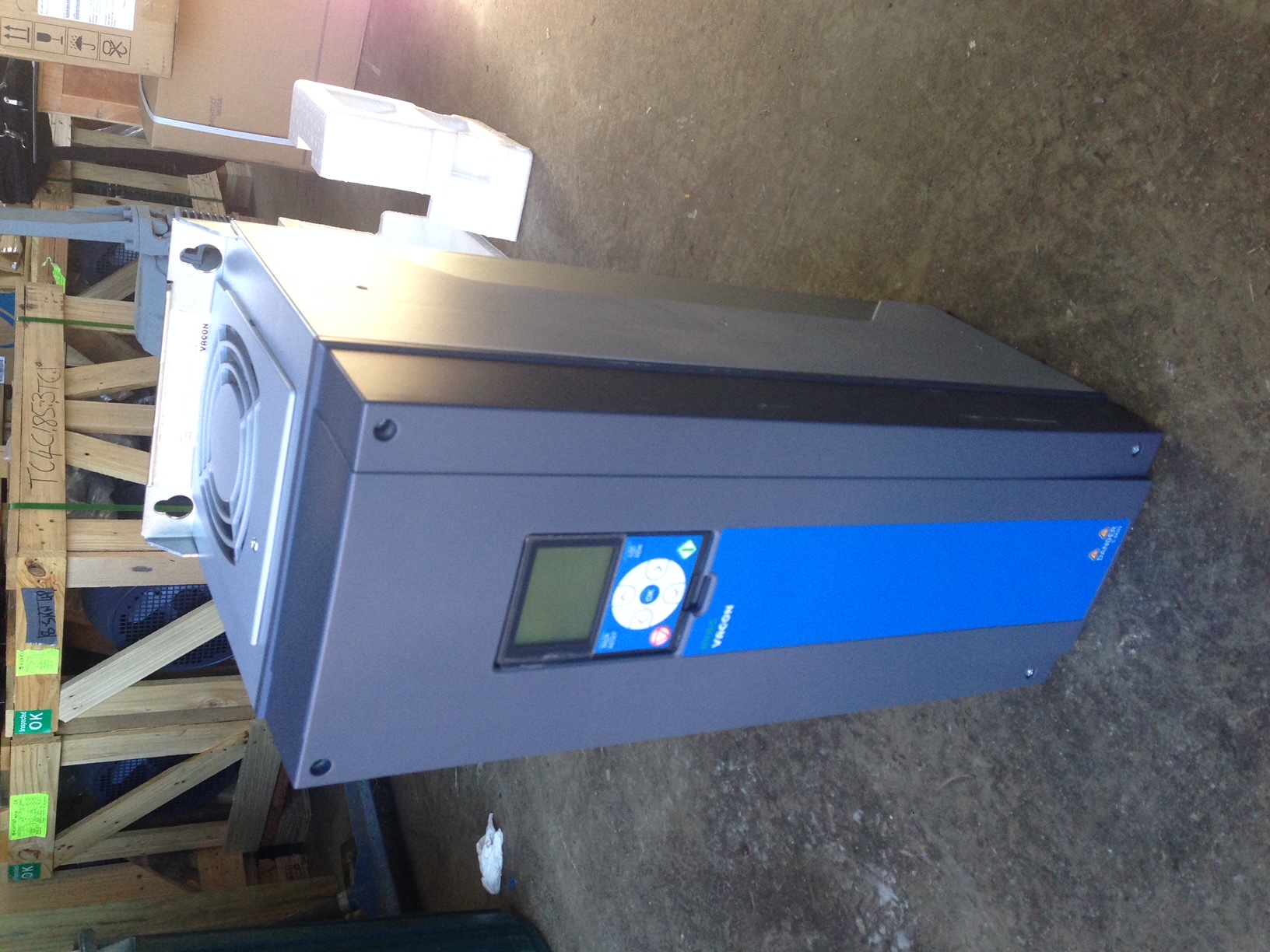 Vacon 100 Flow Variable Speed Drive | Motor Gearbox Products